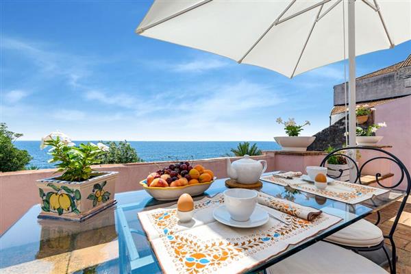 Blue Santa Tecla (Ref : IT-95024-46) in Sicily, Italy - cottage ...
